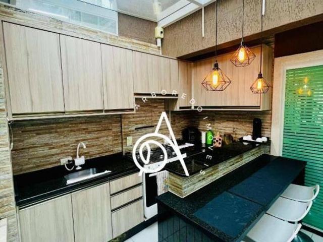 Sobrado para venda em Boqueirão de 106.00m² com 3 Quartos, 1 Suite e 3 Garagens