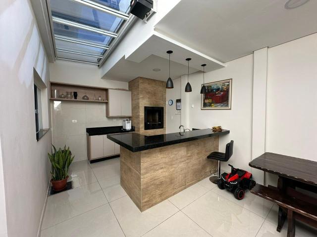 Sobrado para venda em Boqueirão em Curitiba Paraná de 137.00m² com 3 Quartos, 1 Suíte e 2 Garagens