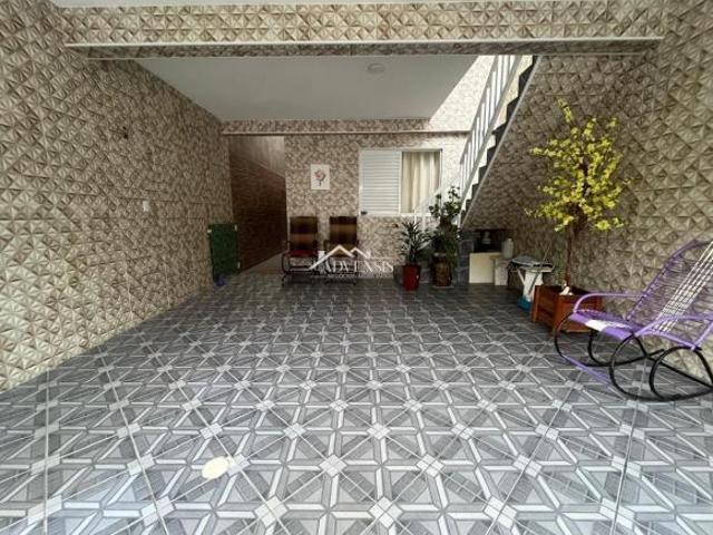 Sobrado para venda em Batistini de 201.00m² com 2 Quartos, 1 Suite e 2 Garagens