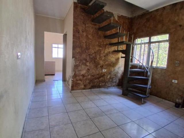 Sobrado para venda em Baeta Neves de 234.00m² com 2 Quartos e 4 Garagens