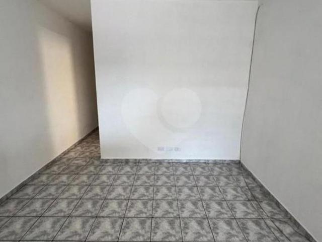 Sobrado para venda em Bairro Inválido de 184.00m² com 4 Quartos e 1 Garagem