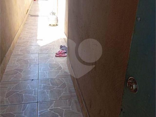 Sobrado para venda em Bairro Inválido de 122.00m² com 5 Quartos e 2 Garagens