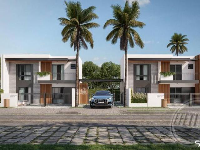 Sobrado para venda em Balneário Eliane de 70.00m² com 2 Quartos, 2 Suites e 2 Garagens