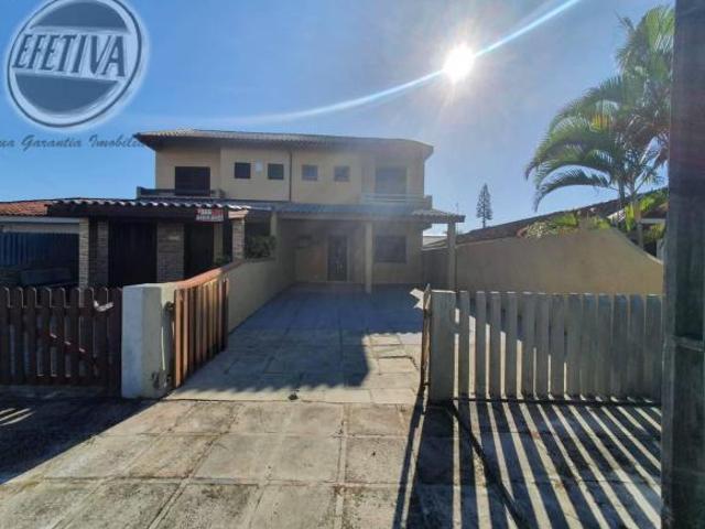 Sobrado para venda em Balneário Ipacaraí de 129.00m² com 3 Quartos, 1 Suite e 4 Garagens