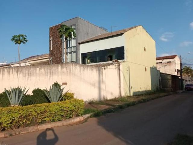 Sobrado para Venda em Brasília, Setor Habitacional Arniqueira Águas Claras, 4 dormitórios, 1 suíte
