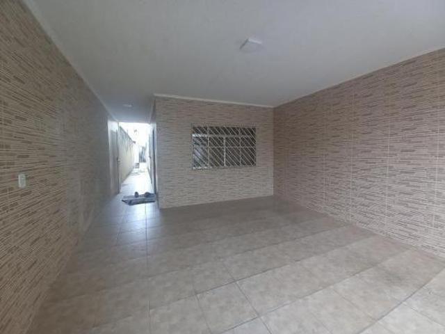 Sobrado para venda em Burgo Paulista de 105.00m² com 3 Quartos e 2 Garagens