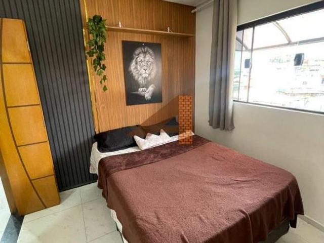 Sobrado para venda em Burgo Paulista de 150.00m² com 9 Quartos, 2 Suites e 2 Garagens