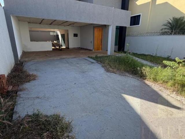 Sobrado para Venda em Goiânia, Parque Anhanguera, 4 dormitórios, 2 suítes, 3 banheiros, 3 vagas