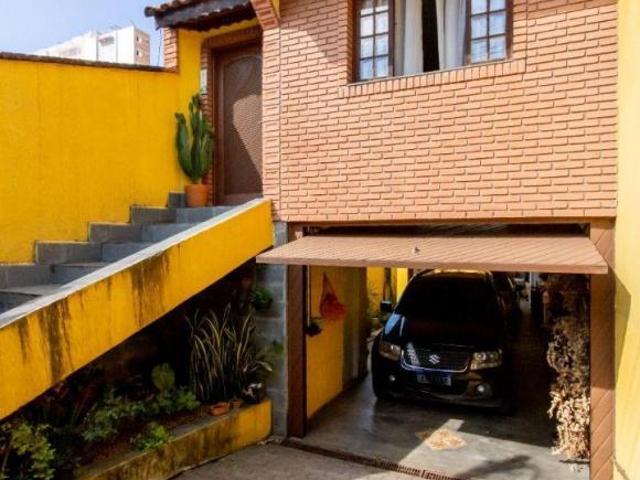 Sobrado para venda em Gopoúva com 3 quartos, sendo 1 suíte, 162m²