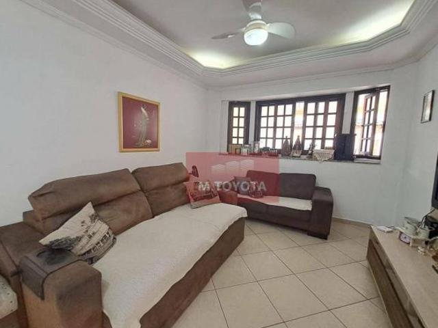 Sobrado para venda em Gopoúva de 180.00m² com 3 Quartos, 1 Suite e 4 Garagens
