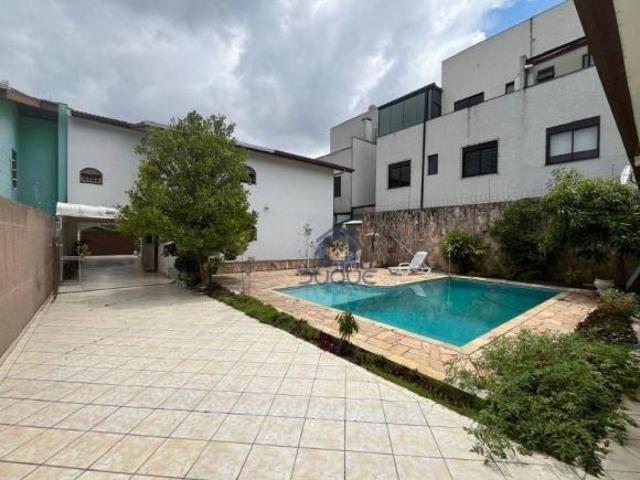 Sobrado para venda em Guaíra de 390.00m² com 4 Quartos, 2 Suites e 6 Garagens
