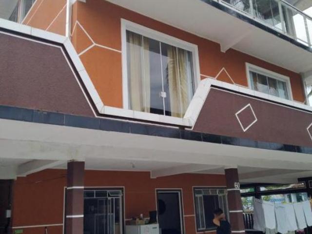 Sobrado para Venda em Guaratuba, Caeiras, 10 dormitórios, 1 suíte, 3 banheiros, 3 vagas
