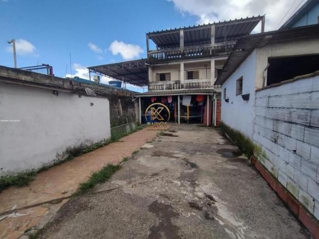 Sobrado para Venda em Guarujá, Vila Alice Vicente de Carvalho, 2 dormitórios, 1 banheiro, 2 vagas