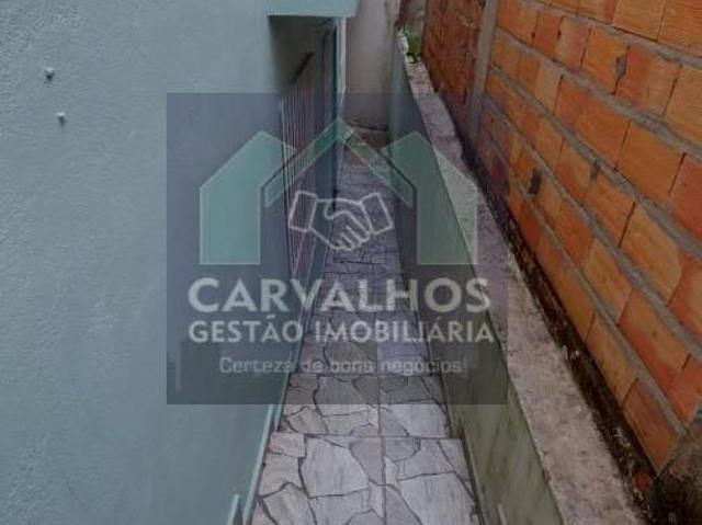 Sobrado para Venda em Guarulhos, Parque Santos Dumont, 2 dormitórios, 2 banheiros, 4 vagas