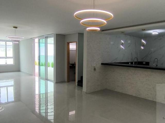Sobrado para Venda em Guarulhos, Residencial e Comercial Guarulhos, 3 dormitórios, 3 suítes, 4 banhe