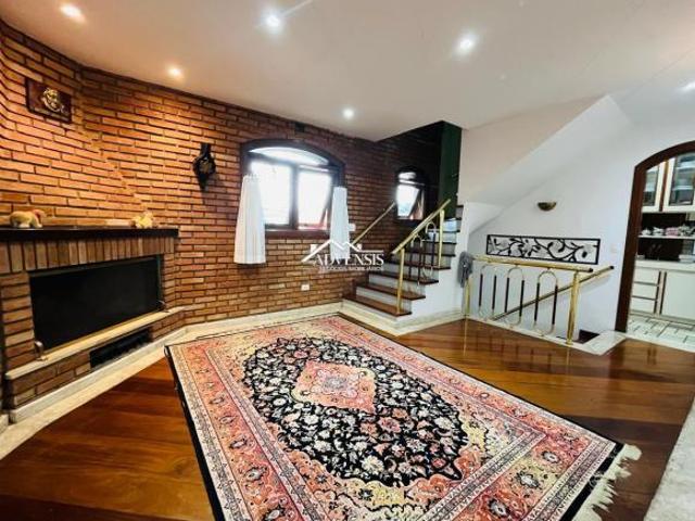 Sobrado para venda em Dos Casa de 535.00m² com 3 Quartos, 3 Suites e 8 Garagens