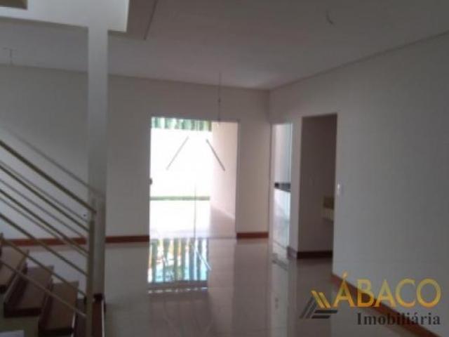Sobrado para venda em Damha 3 de 285.00m² com 4 Quartos, 3 Suites e 2 Garagens