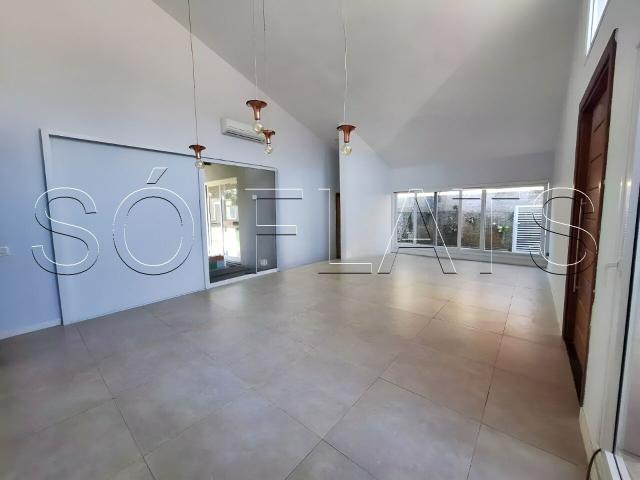 Sobrado para venda em Distrito Industrial Benedito Storani em Vinhedo São Paulo de 275.00m² com 3 Quartos, 3 Suítes e 4 Garagens
