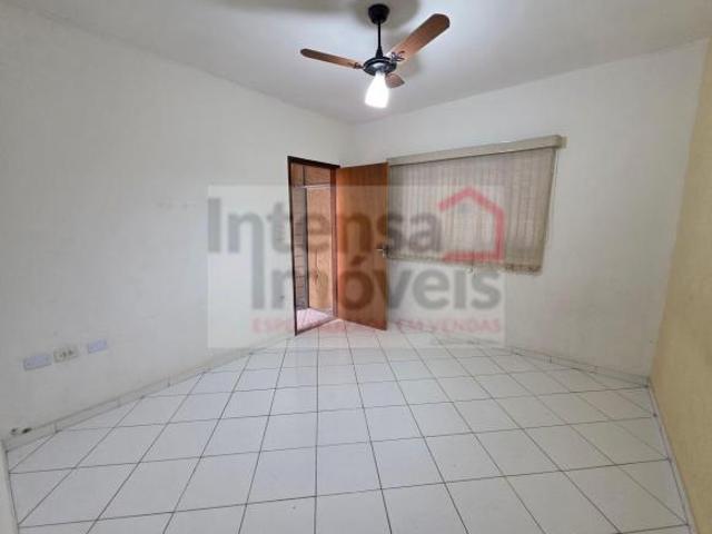 Sobrado para venda em Esplanada Santa Terezinha de 120.00m² com 2 Quartos e 2 Garagens