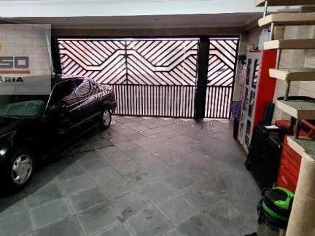Sobrado para venda em Fazenda Da Juta de 230.00m² com 4 Quartos, 1 Suite e 2 Garagens