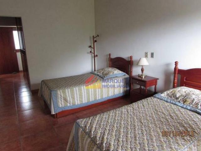 Sobrado para venda em Helvétia Country de 755.00m² com 4 Quartos, 4 Suites e 6 Garagens