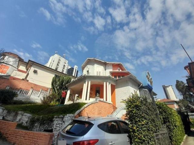 Sobrado para venda em Higienópolis de 154.00m² com 4 Quartos e 2 Garagens