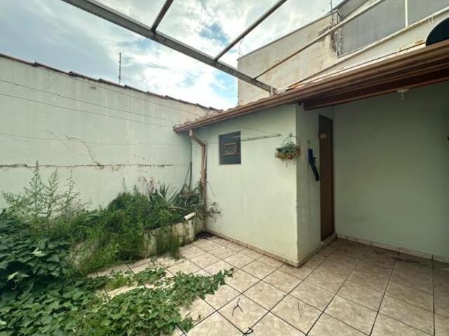 Sobrado para Venda em Indaiatuba, Centro, 3 dormitórios, 1 suíte, 4 banheiros, 2 vagas