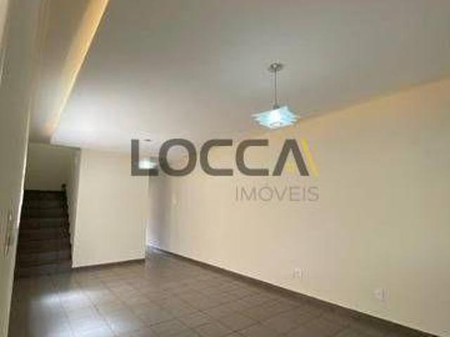 Sobrado para venda em Ipiranga de 162.00m² com 3 Quartos, 1 Suite e 2 Garagens