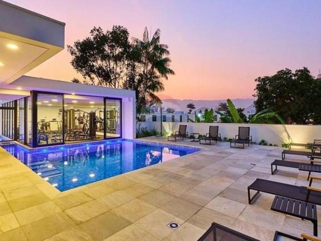 Sobrado para venda em Itaguá de 66.95m² com 2 Quartos e 2 Suites