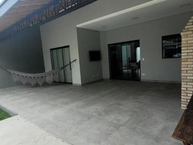 Sobrado para Venda em Jacareí, Loteamento Villa Branca, 2 dormitórios, 2 suítes, 3 banheiros, 6 vaga