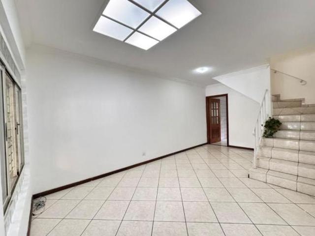Sobrado para venda em Jaguaré com 4 quartos, sendo 1 suíte, 101m²