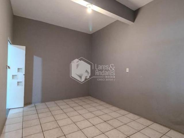 Sobrado para venda em Jardim Miriam com 3 quartos, 121m²
