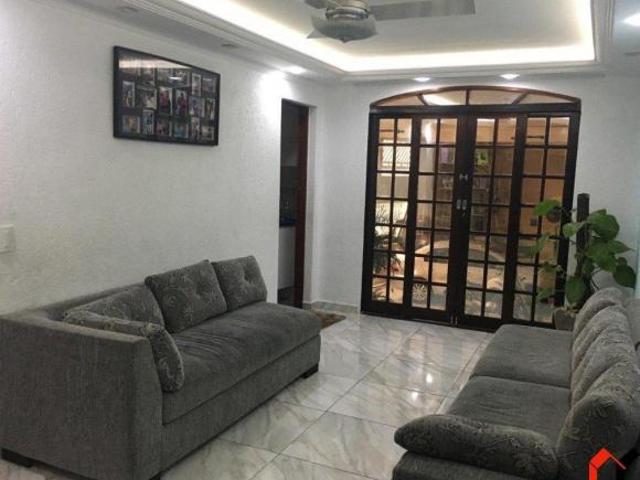 Sobrado para venda em Jardim Monte Azul de 133.00m² com 3 Quartos, 1 Suite e 4 Garagens