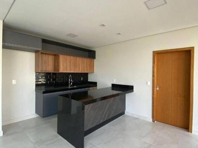 Sobrado para venda em Jardim Montreal Residence de 139.00m² com 3 Quartos, 1 Suite e 2 Garagens
