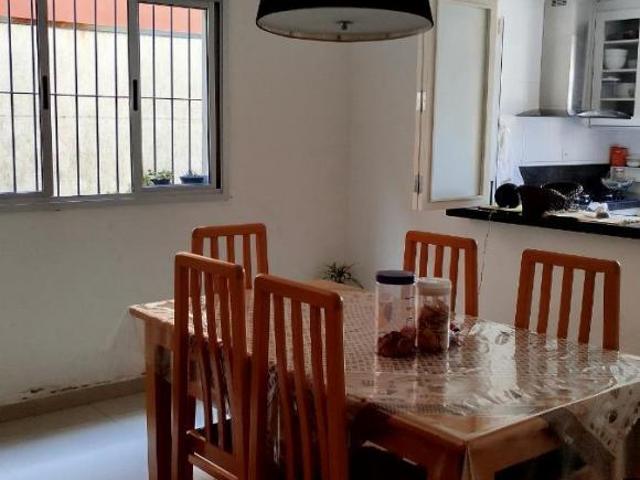 Sobrado para venda em Jardim Oriental com 3 quartos, sendo 1 suíte, 197m²