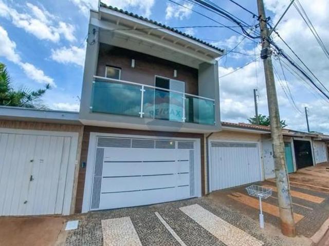 Sobrado para venda em Jardim Alto Da Colina de 173.00m² com 4 Quartos, 4 Suites e 2 Garagens