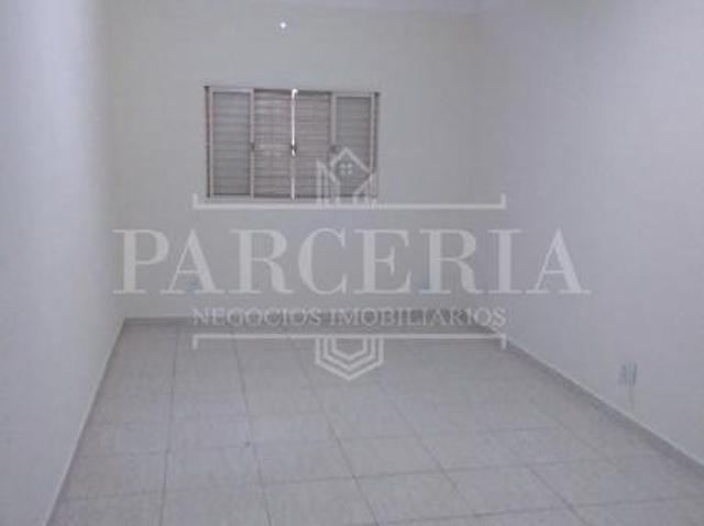 Sobrado para venda em Jardim America de 164.00m² com 3 Quartos, 1 Suite e 2 Garagens