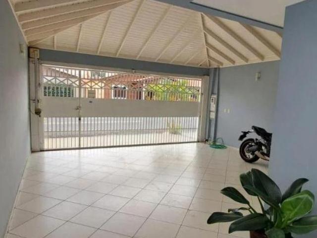 Sobrado para venda em Jardim América de 230.00m² com 3 Quartos, 1 Suite e 3 Garagens