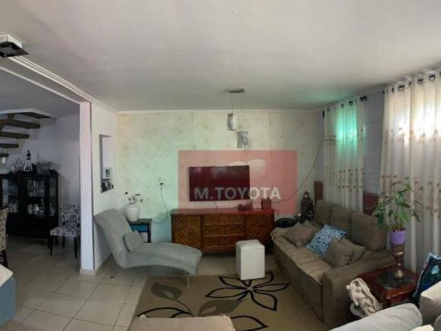 Sobrado para venda em Jardim Bela Vista de 180.00m² com 3 Quartos, 1 Suite e 4 Garagens