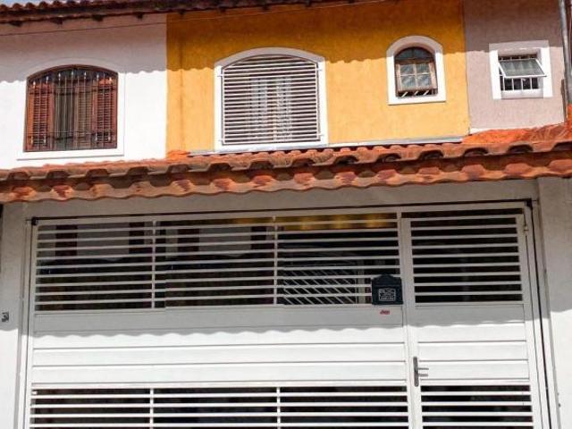Sobrado para venda em Jardim Bom Clima de 125.00m² com 3 Quartos, 1 Suite e 2 Garagens
