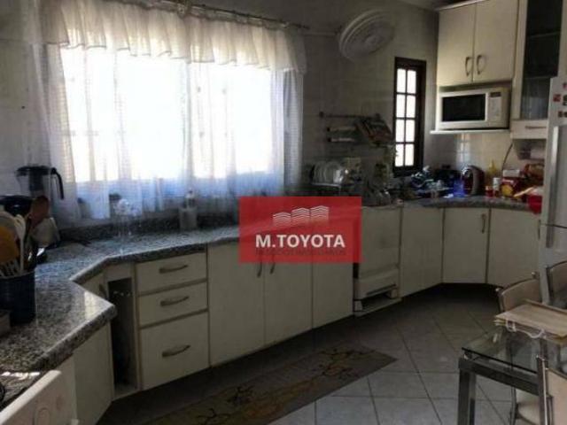 Sobrado para venda em Jardim Bom Clima de 200.00m² com 3 Quartos, 1 Suite e 4 Garagens