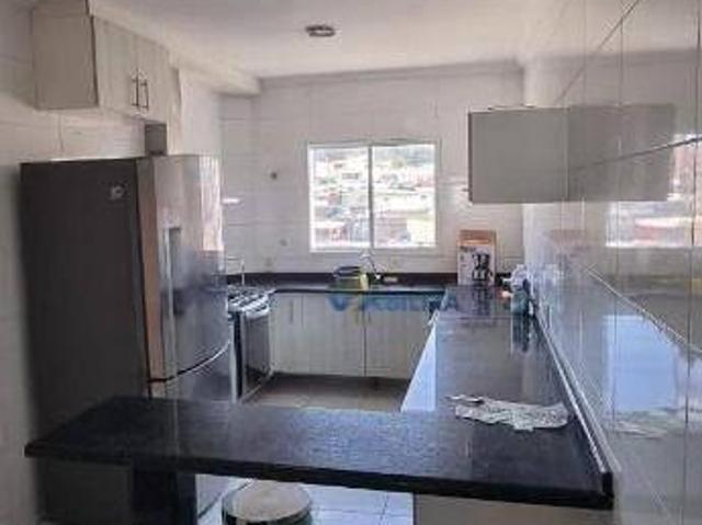Sobrado para venda em Jardim Célia de 128.00m² com 2 Quartos, 2 Suites e 2 Garagens