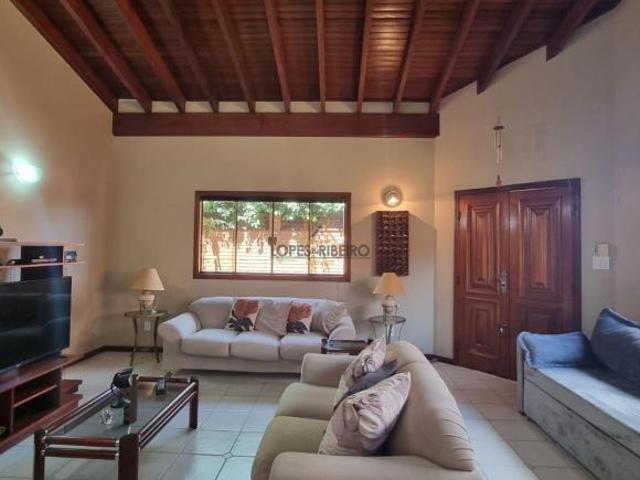 Sobrado para venda em Jardim Chácara Dos Pinheiros de 270.00m² com 2 Quartos, 2 Suites e 4 Garagens