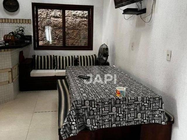 Sobrado para venda em Jardim Colonial de 128.00m² com 3 Quartos, 1 Suite e 2 Garagens