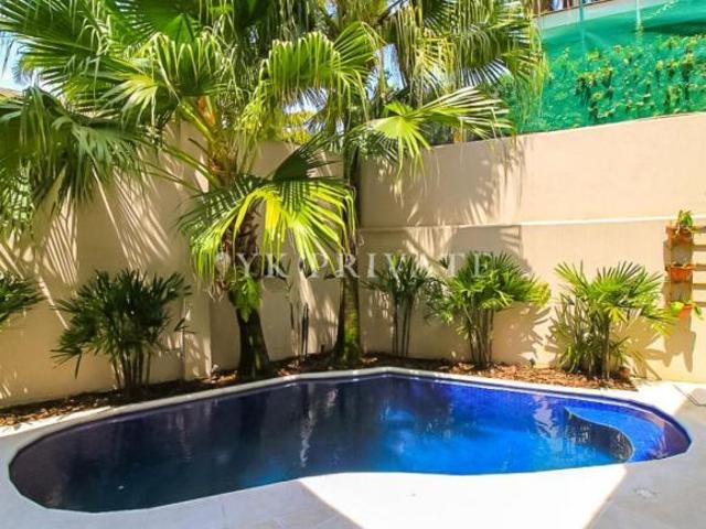 Sobrado para venda em Jardim Europa com 3 quartos, sendo 3 suítes, 500m²