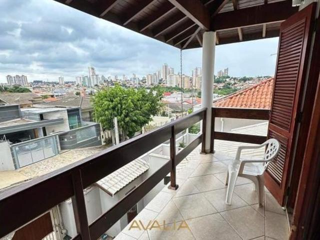 Sobrado para venda em Jardim Esplanada II de 337.00m² com 3 Quartos, 3 Suites e 6 Garagens