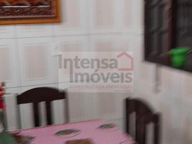 Sobrado para venda em Jardim Gurilândia de 160.00m² com 2 Quartos, 1 Suite e 3 Garagens