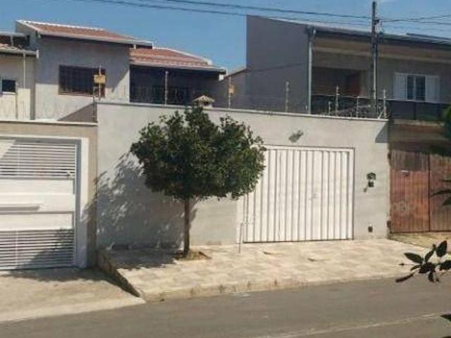 Sobrado para venda em Jardim Hubert de 160.00m² com 3 Quartos, 1 Suite e 3 Garagens