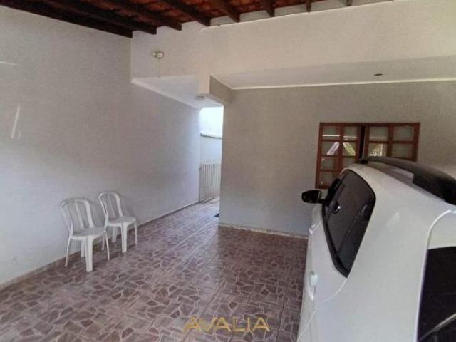 Sobrado para venda em Jardim Hubert de 200.00m² com 3 Quartos, 2 Suites e 2 Garagens