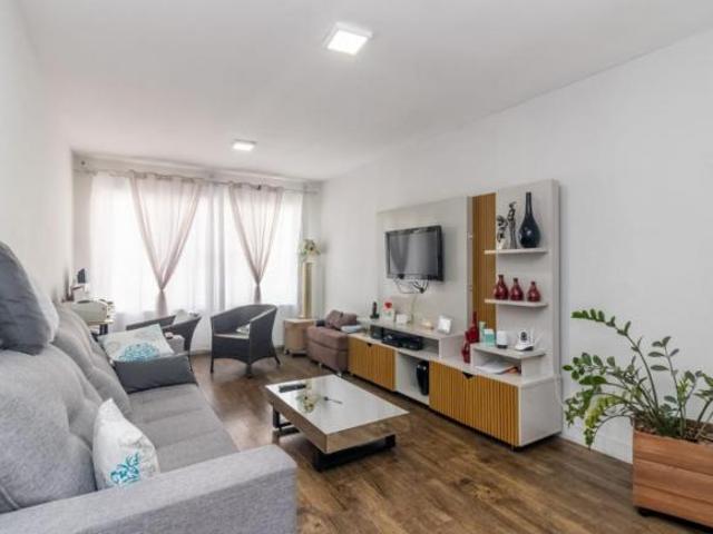 Sobrado para venda em Jardim Japão com 3 quartos, sendo 1 suíte, 171m²